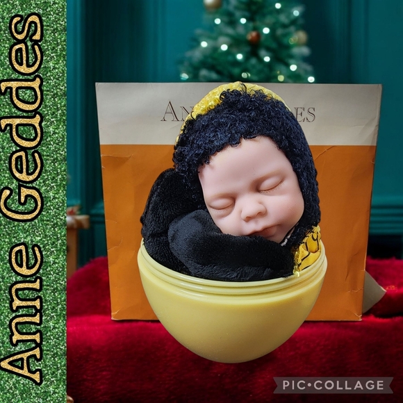 Anne Geddes | Other | Baby Doll Anne Geddes Famous Bumble Bee In A ...